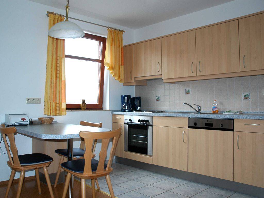 45 M² Ferienwohnung ∙ 1 Schlafzimmer ∙ 3 Gäste - Vöhl