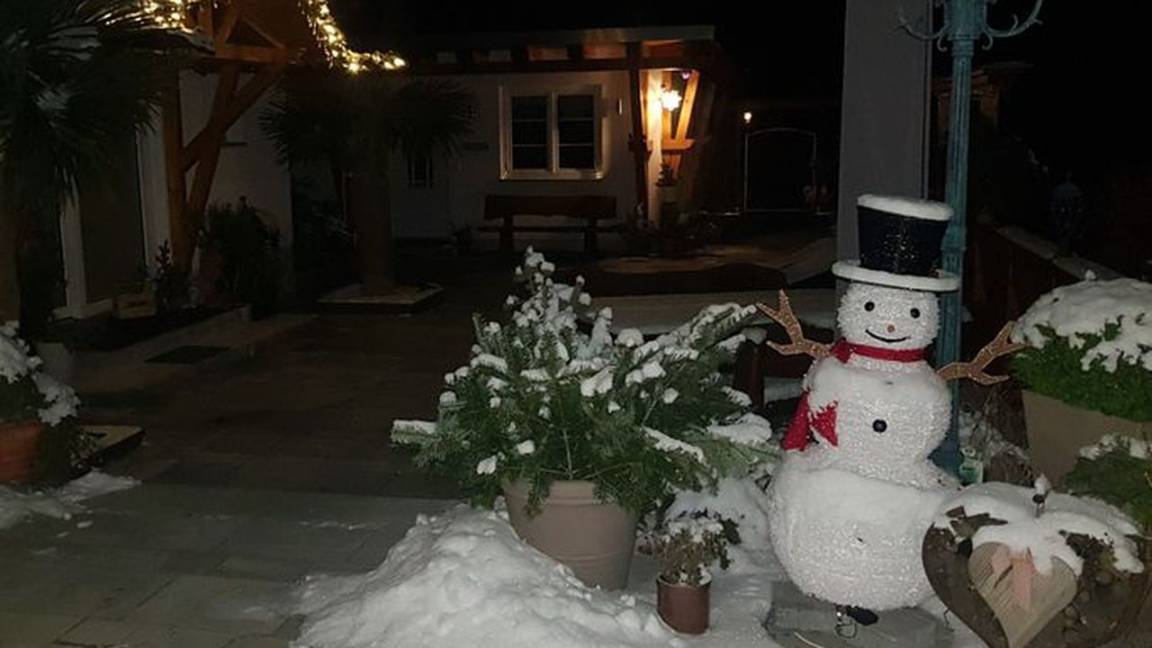 75 M² Ferienwohnung ∙ 1 Schlafzimmer ∙ 2 Gäste - Krakow am See