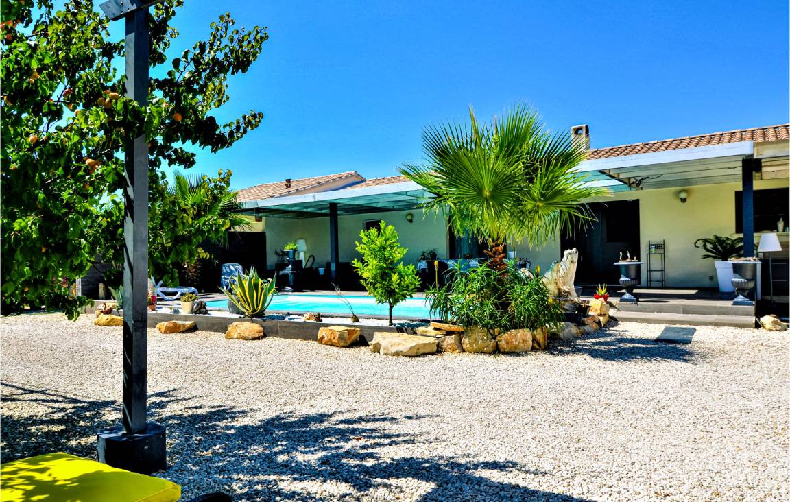 135 M² Maison De Vacances ∙ 4 Chambres ∙ 8 Personnes - Orange