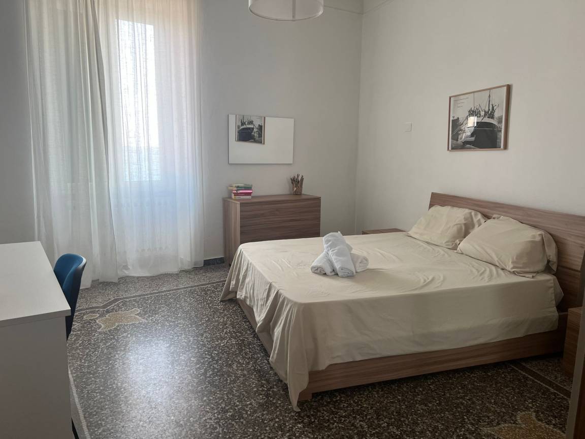 110 M² Ferienwohnung ∙ 3 Schlafzimmer ∙ 6 Gäste - Savona