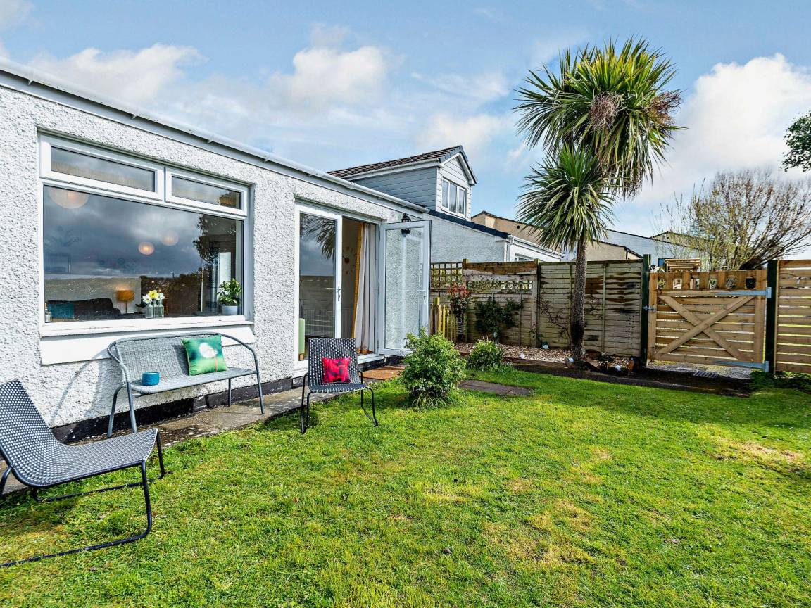Cottage ∙ 2 Bedrooms ∙ 4 Guests - Stratton