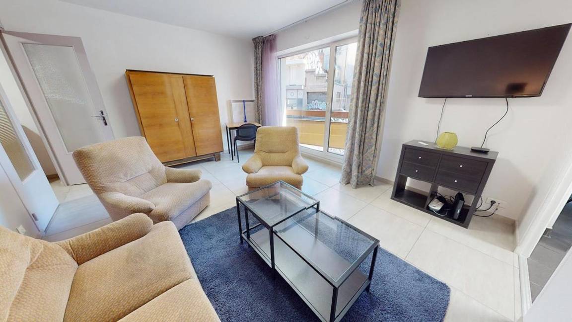 79 M² Apartment ∙ 2 Bedrooms ∙ 2 Guests - Clermont-Ferrand