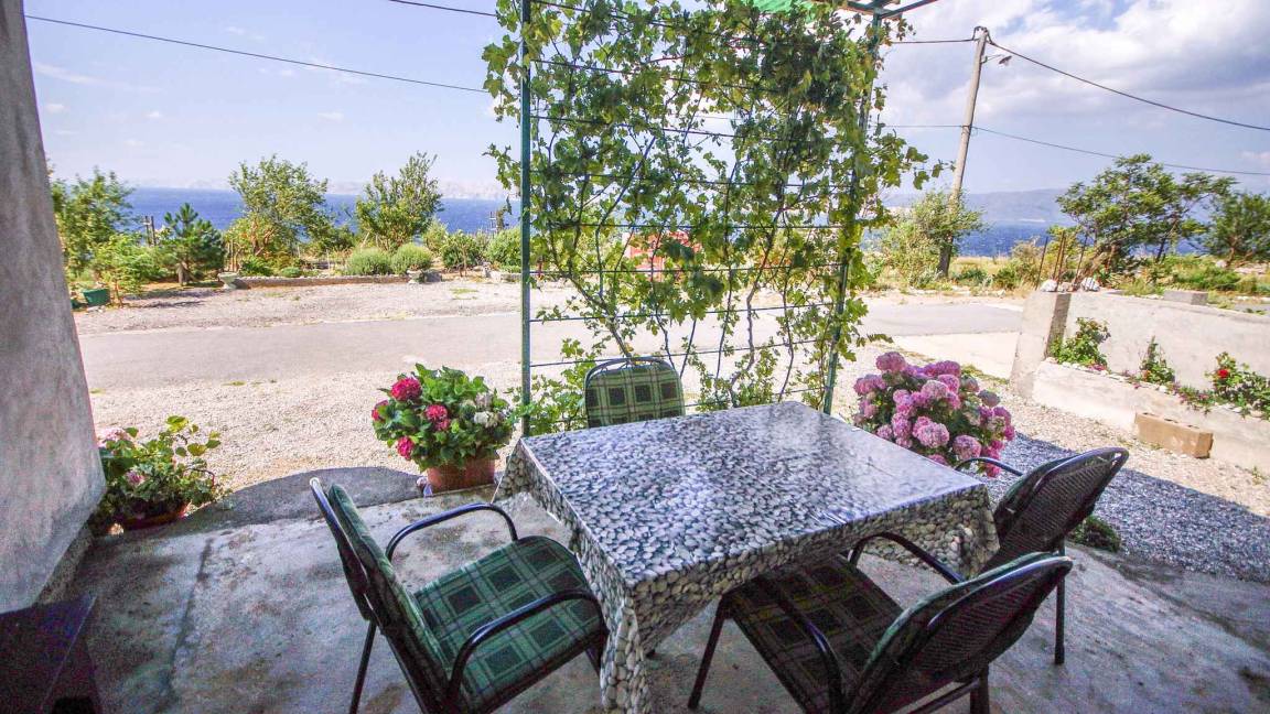 50 M² Huis ∙ 1 Slaapkamer ∙ 3 Gasten - Baška