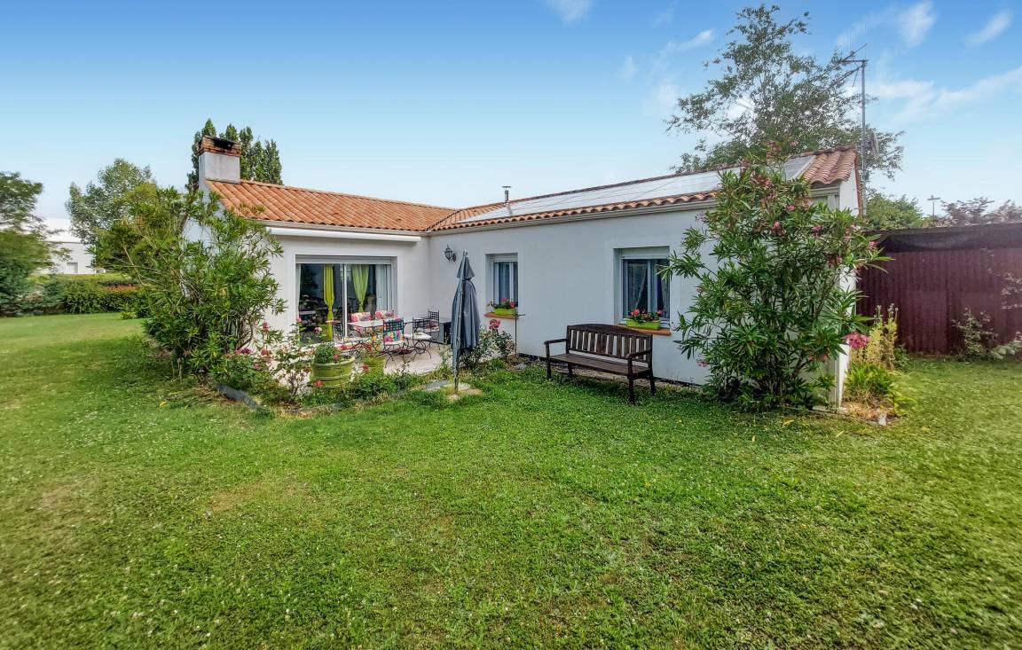 150 M² Maison De Vacances ∙ 3 Chambres ∙ 6 Personnes - Challans