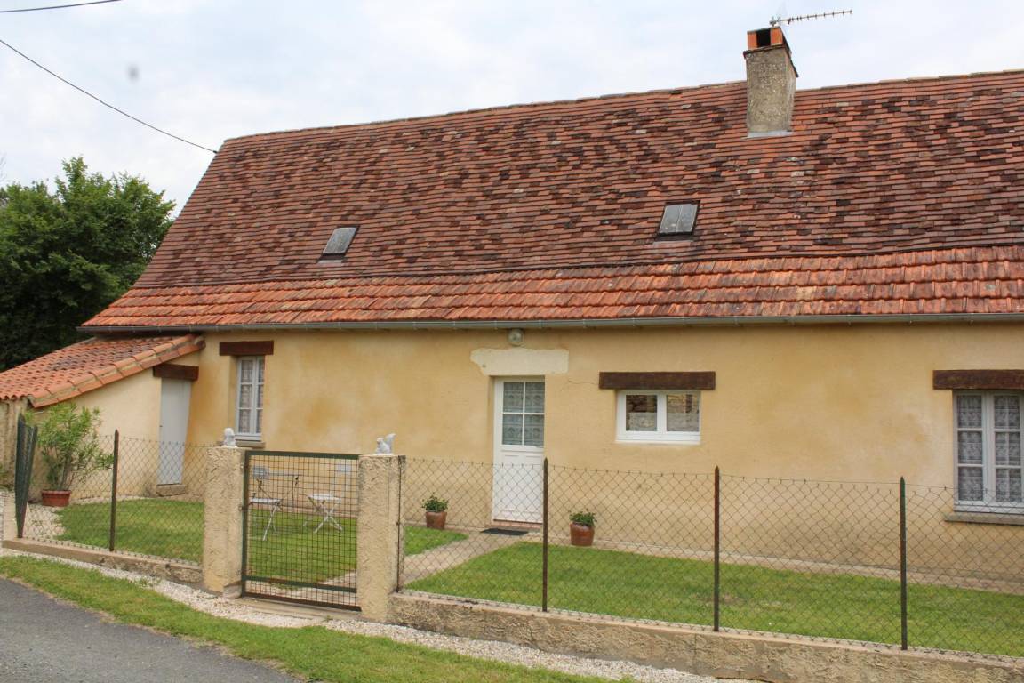 65 M² Gîte ∙ 2 Chambres ∙ 4 Personnes - Dordogne