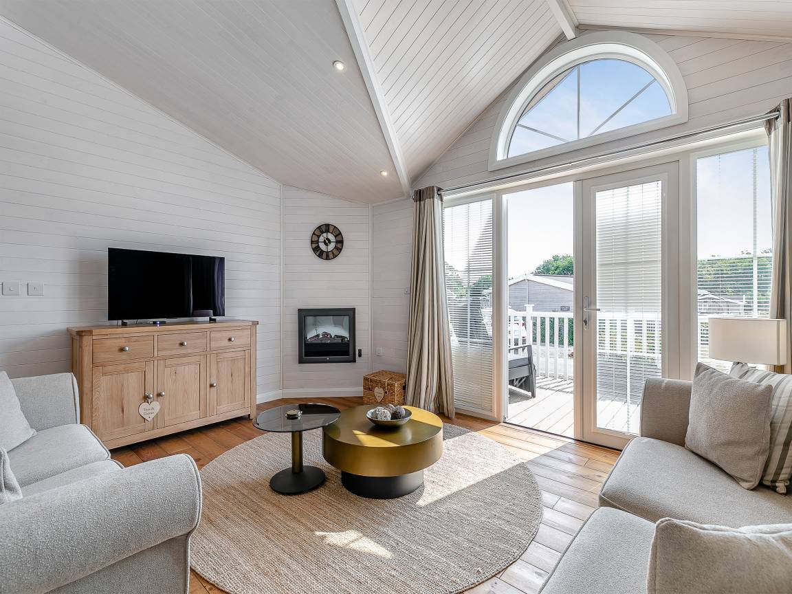 Cottage ∙ 3 Bedrooms ∙ 6 Guests - Derby