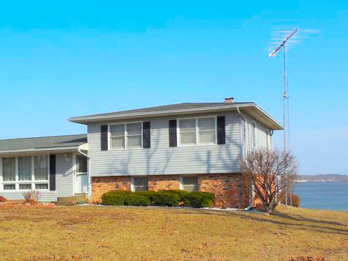 House ∙ 1 Bedroom ∙ 9 Guests - Nauvoo, IL