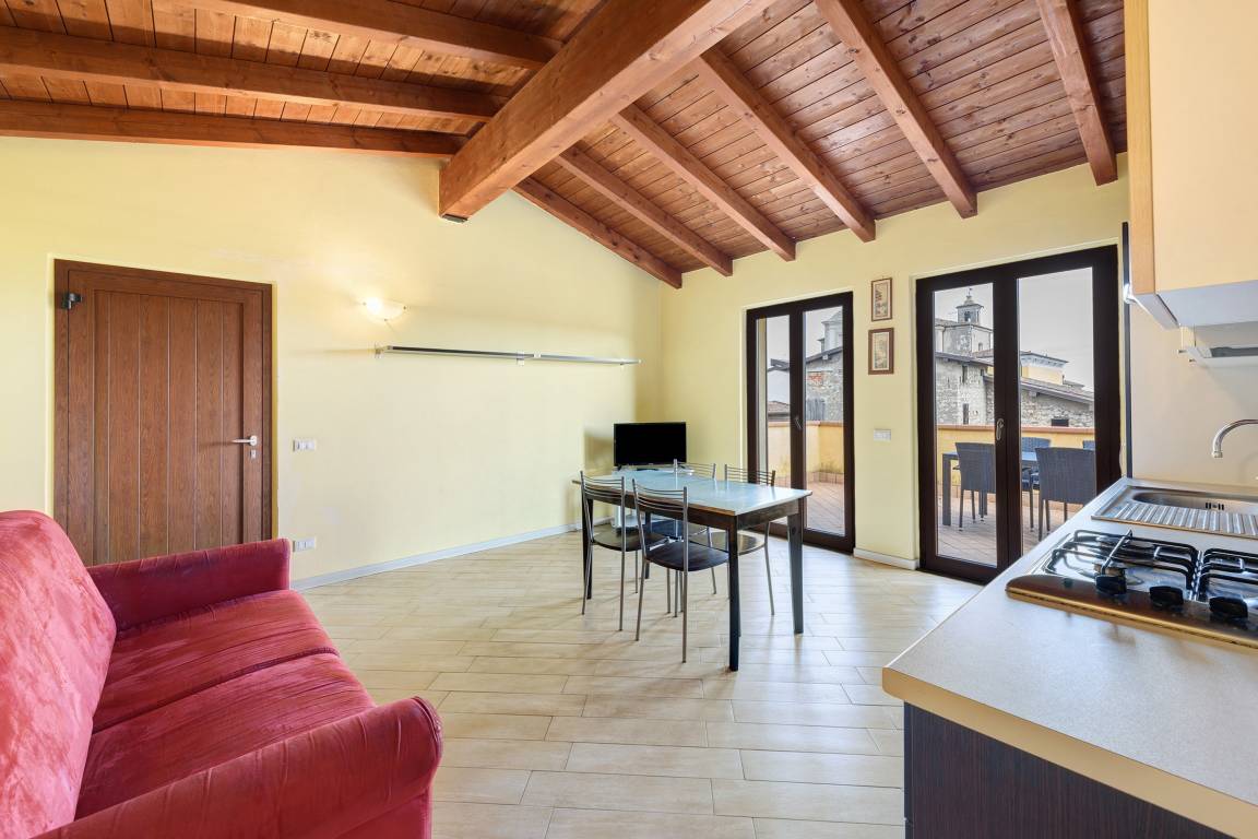 50 M² Apartment ∙ 1 Bedroom ∙ 4 Guests - Salo BS, Italy