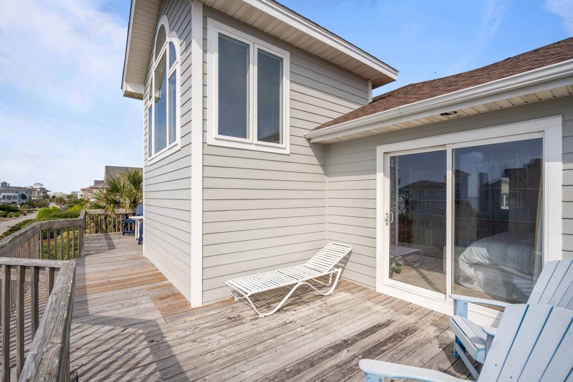 House ∙ 4 Bedrooms ∙ 8 Guests - Topsail Island, NC