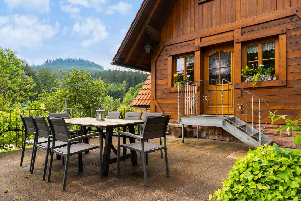 110 M² Ferienhaus ∙ 3 Schlafzimmer ∙ 6 Gäste - Wolfach