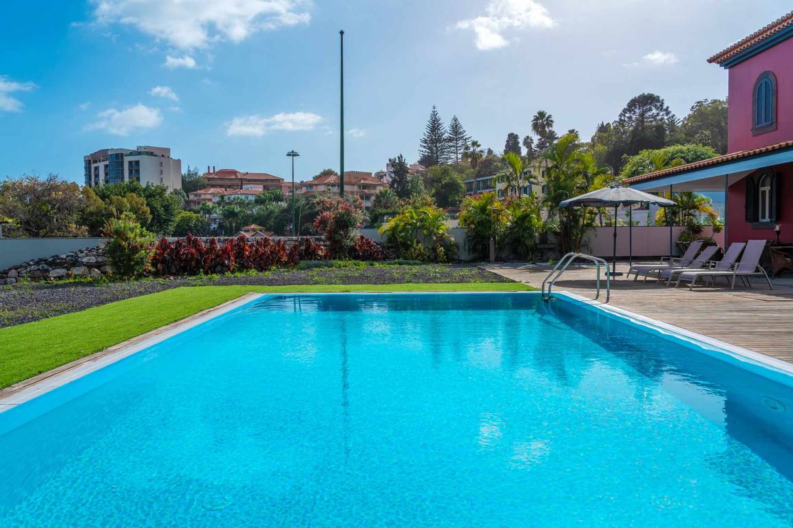 1000 M² Apartment ∙ 4 Bedrooms ∙ 8 Guests - Funchal