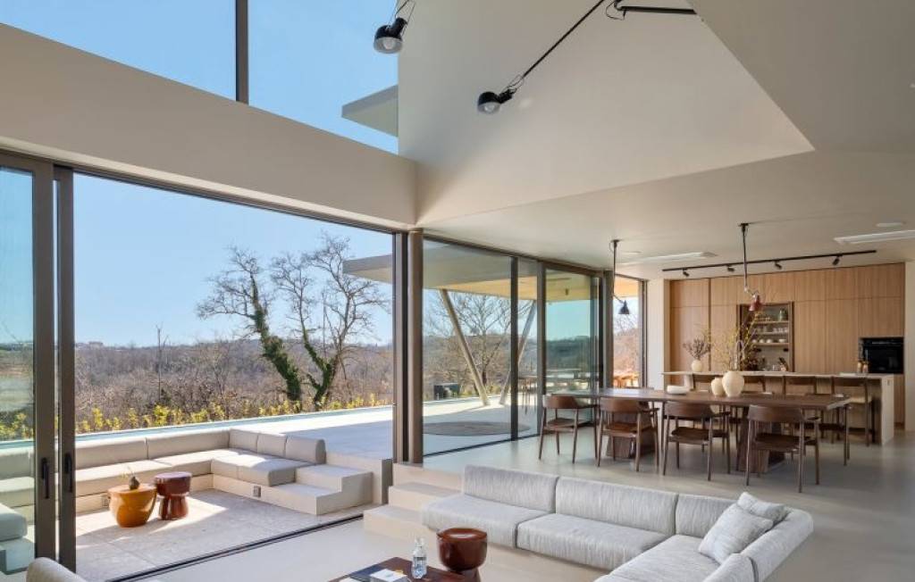 360 M² Villa ∙ 6 Bedrooms ∙ 14 Guests - Motovun