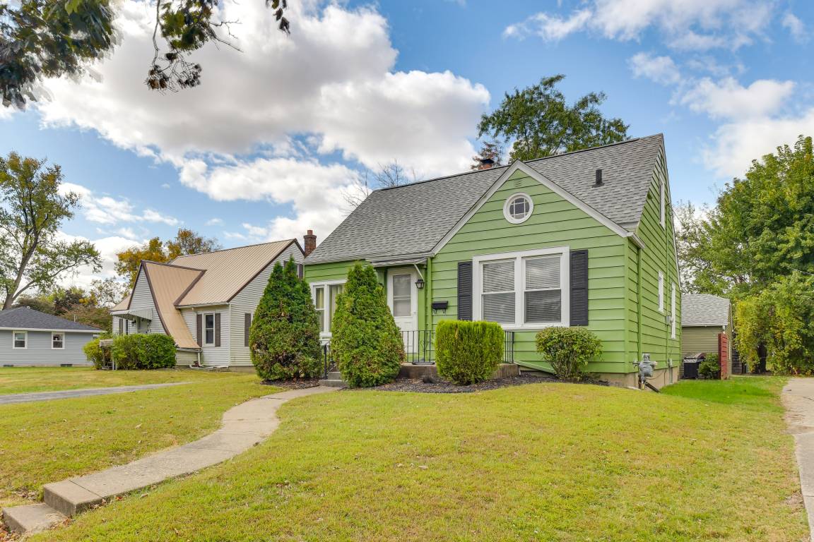 111 M² House ∙ 2 Bedrooms ∙ 4 Guests - Iowa