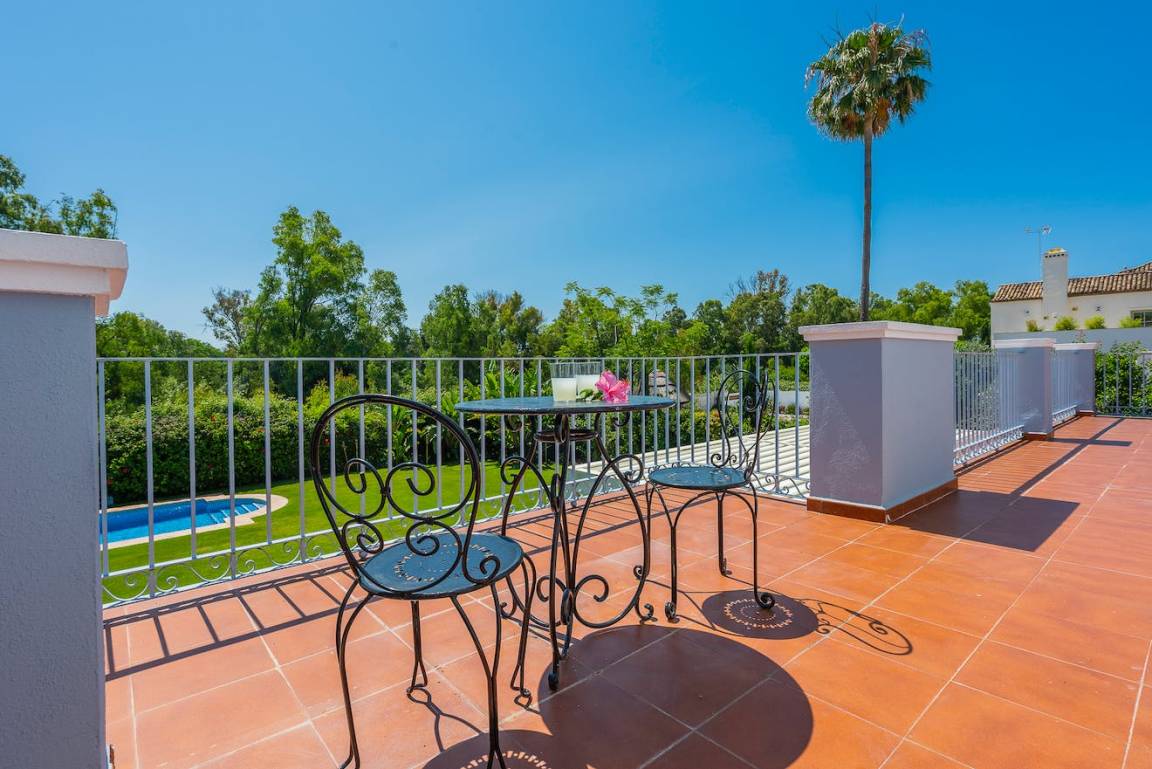 340 M² Huis ∙ 4 Slaapkamers ∙ 8 Gasten - Benahavís