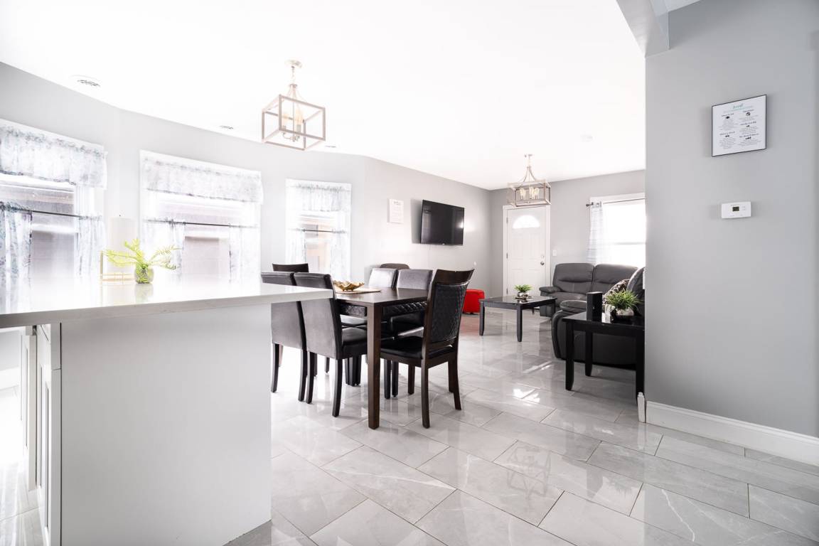 Maison De Vacances ∙ 8 Chambres ∙ 18 Personnes - Niagara Falls