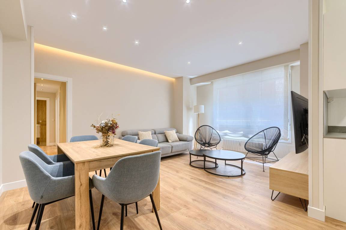 77 M² Appartement ∙ 3 Chambres ∙ 5 Personnes - Erandio