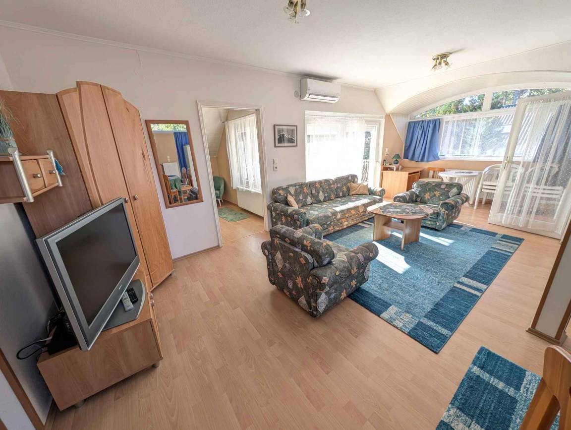 90 M² Lägenhet ∙ 3 Sovrum ∙ 6 Gäster - Siófok