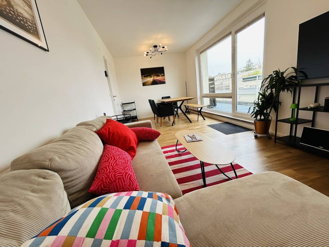 69 M² Apartment ∙ 2 Bedrooms ∙ 4 Guests - Bécs