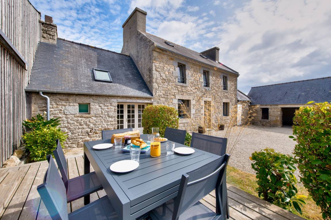 100 M² Huis ∙ 3 Slaapkamers ∙ 6 Gasten - Kerlouan