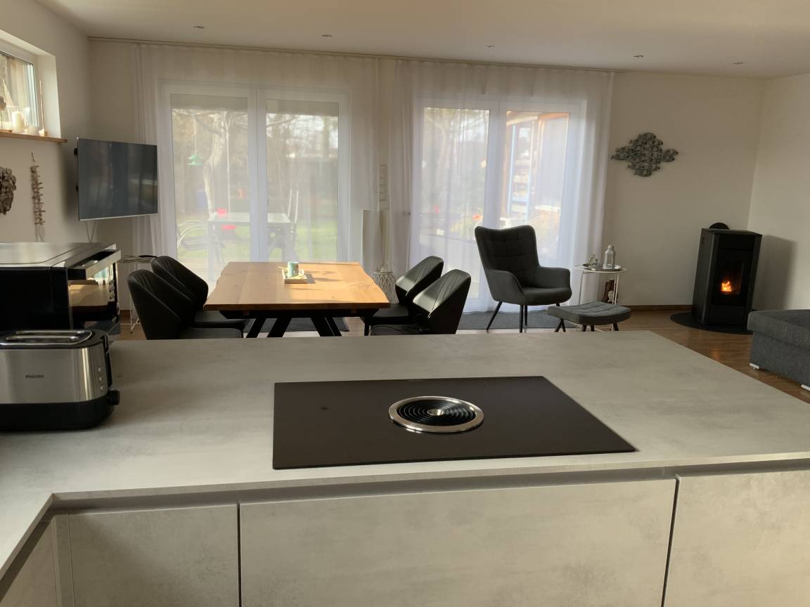 95 M² Appartement ∙ 2 Slaapkamers ∙ 4 Gasten - Wunstorf
