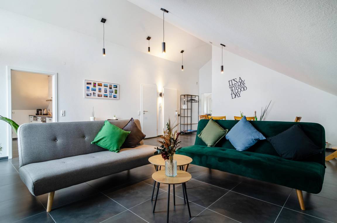 94 M² Ferienwohnung ∙ 2 Schlafzimmer ∙ 6 Gäste - Stockach