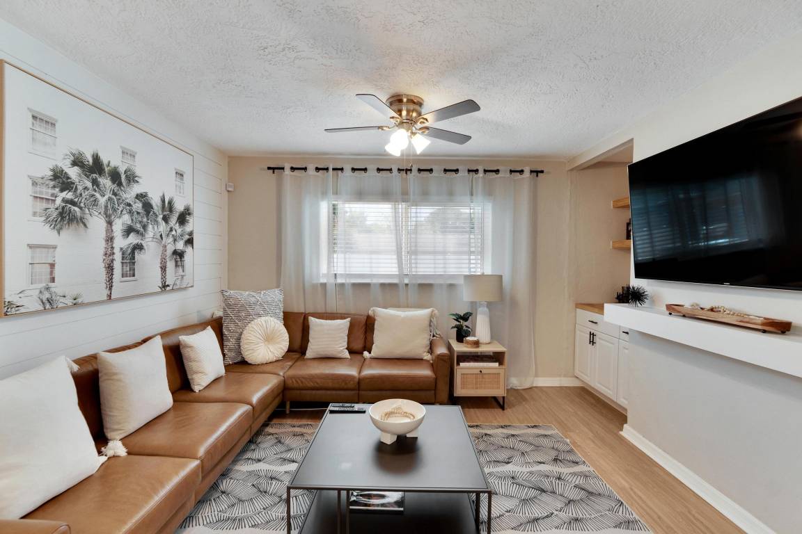 109 M² House ∙ 3 Bedrooms ∙ 7 Guests - Tampa, FL