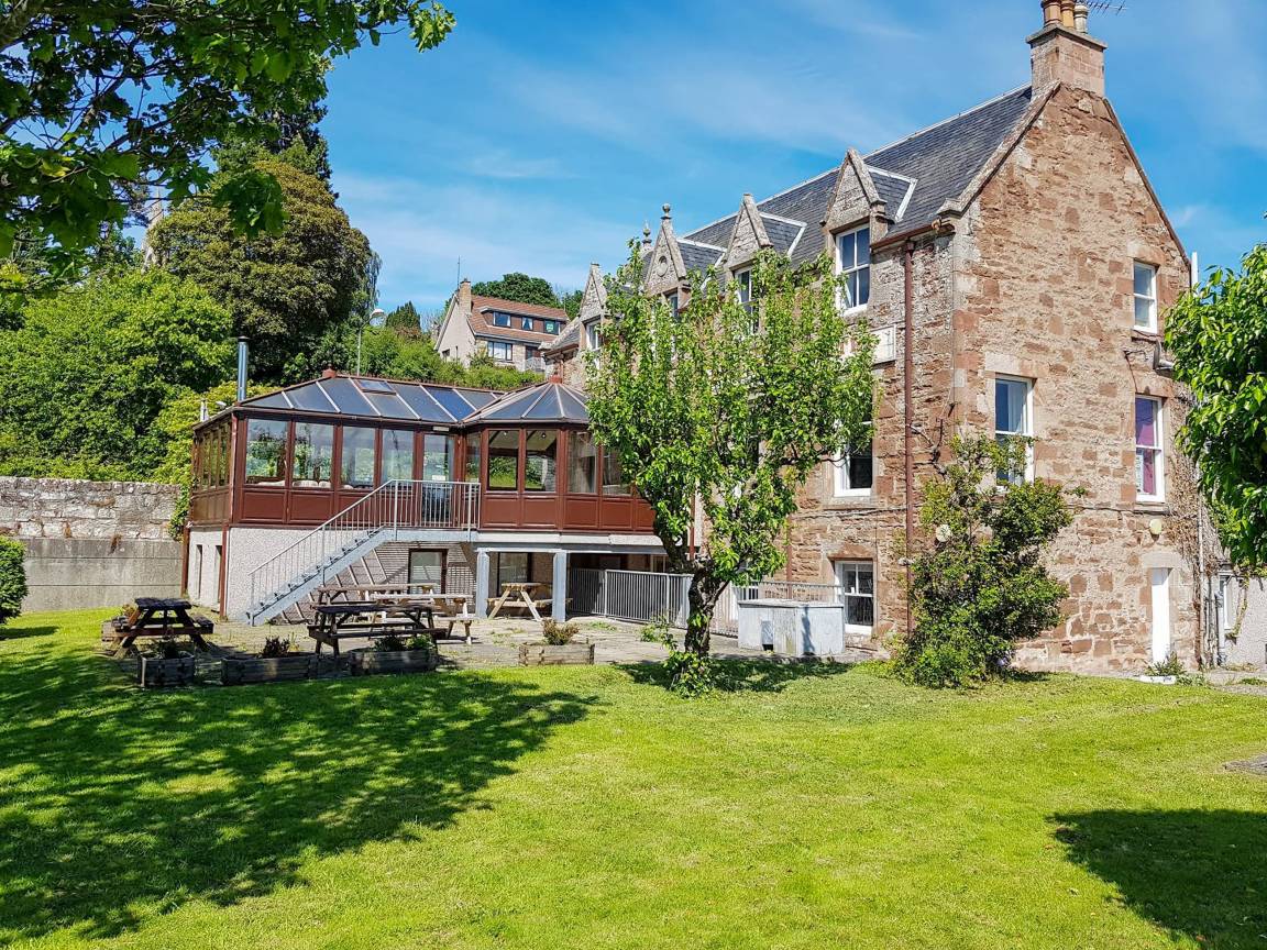 Cottage ∙ 2 Bedrooms ∙ 6 Guests - Scotland