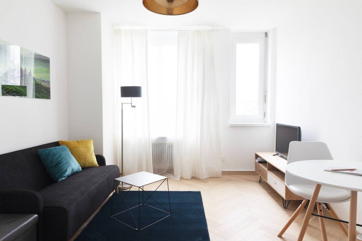 40 M² Appartement ∙ 1 Slaapkamer ∙ 2 Gasten - Kloten