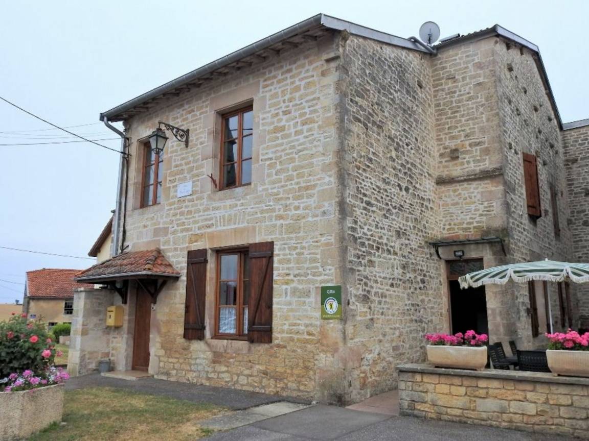 117 M² Cottage ∙ 3 Bedrooms ∙ 6 Guests - Joinville