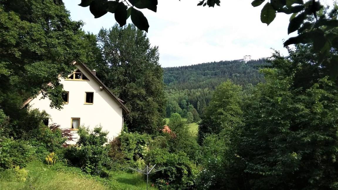 79 M² Apartment ∙ 4 Guests - Suhl