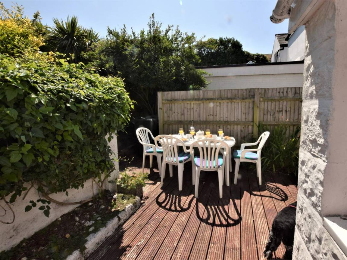 Cottage ∙ 3 Bedrooms ∙ 5 Guests - Eastbourne