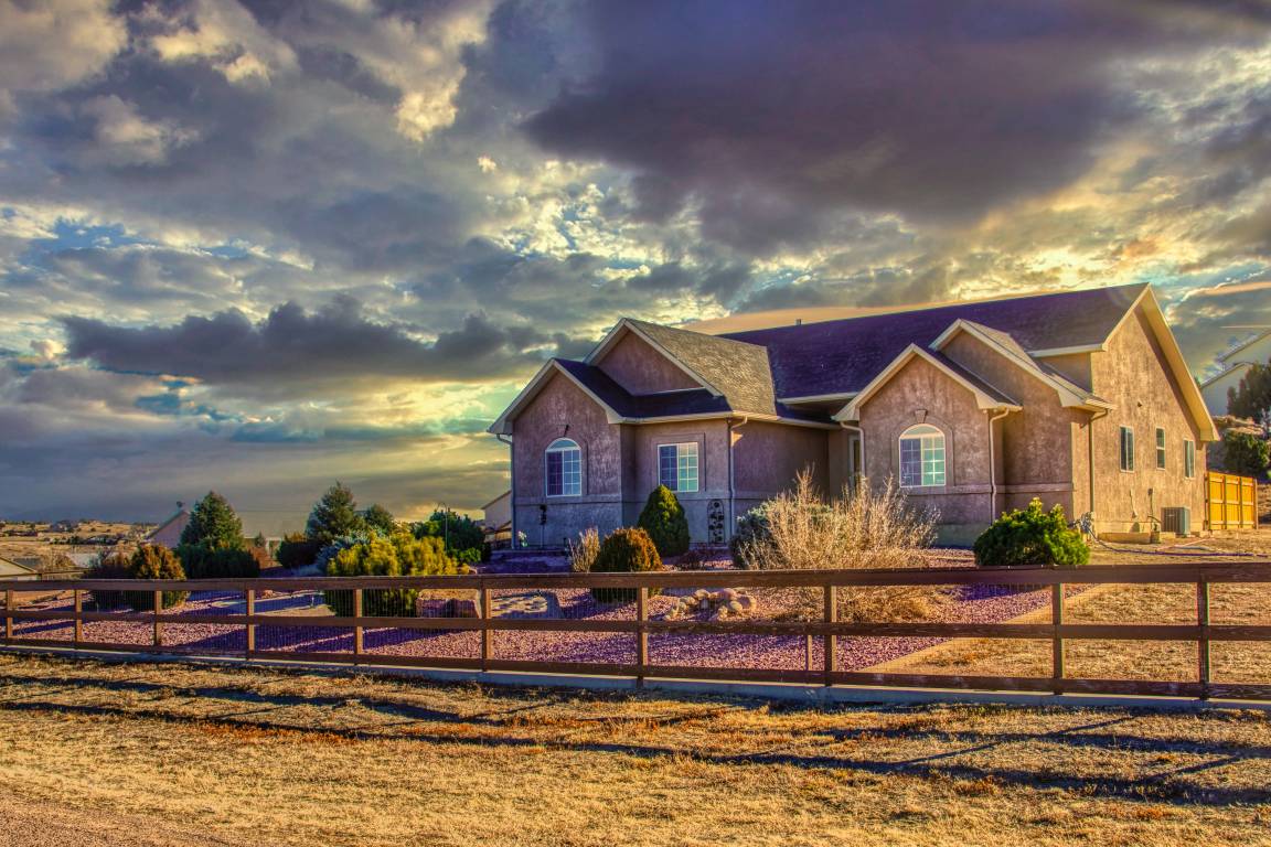175 M² House ∙ 3 Bedrooms ∙ 6 Guests - Pueblo West, CO