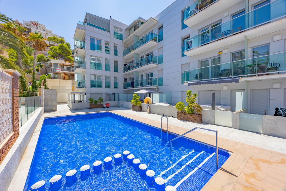61 M² Ferienwohnung ∙ 2 Schlafzimmer ∙ 4 Gäste - Benidorm
