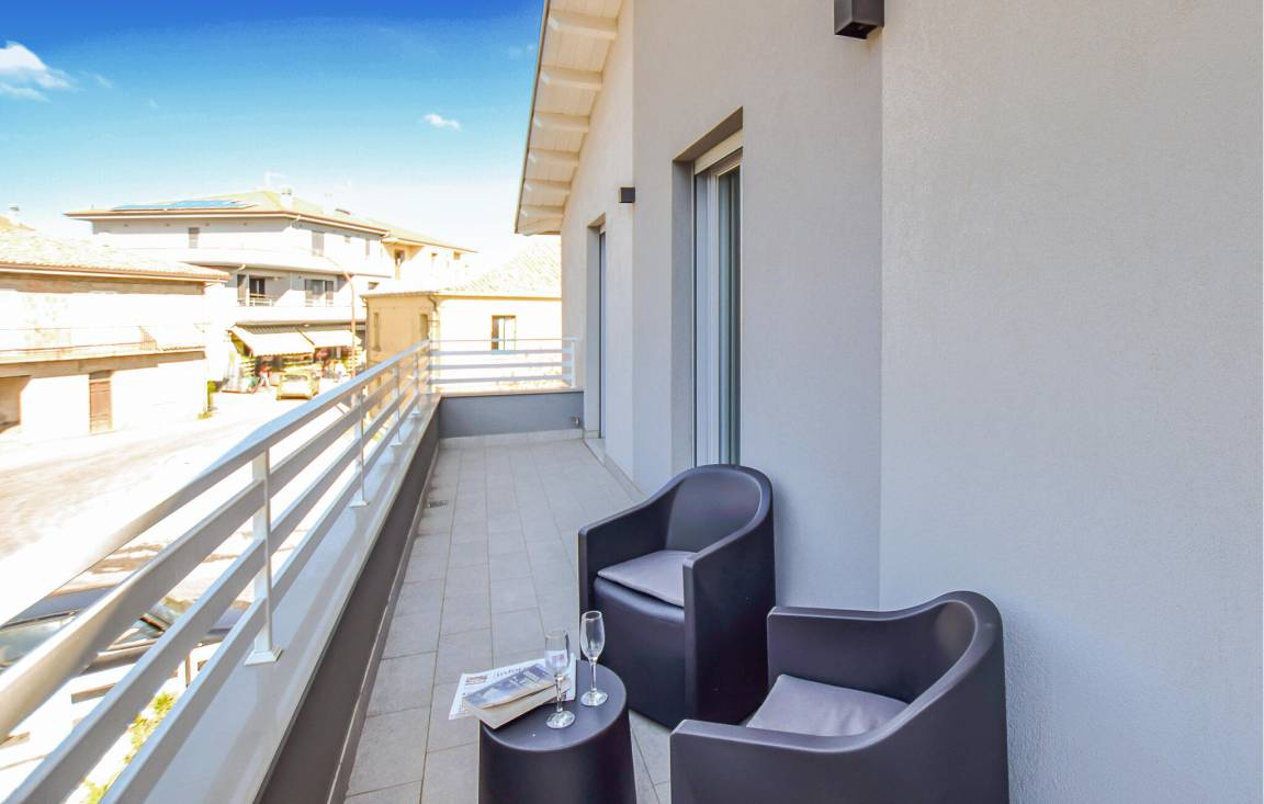 65 M² Apartamento ∙ 2 Habitaciones ∙ 5 Huéspedes - Mileto
