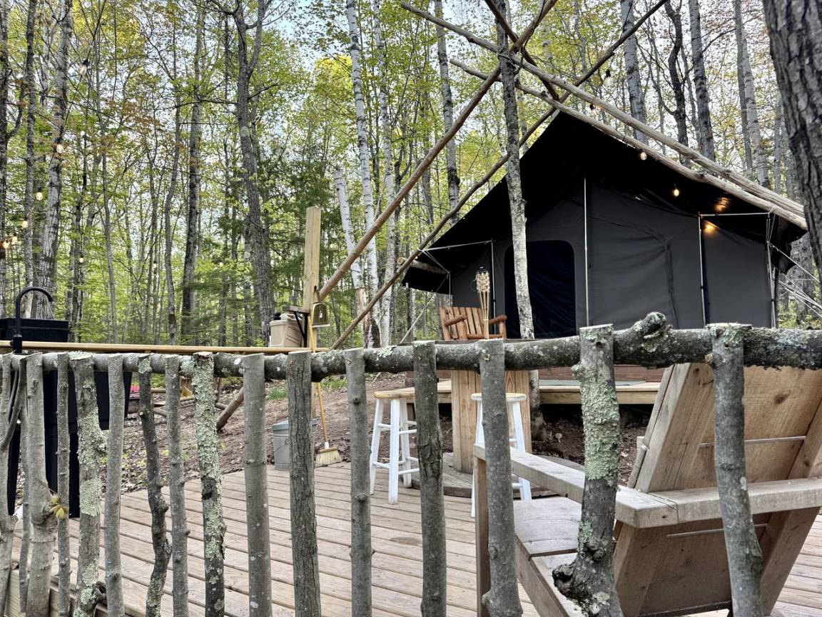 Camping ∙ 1 Bedroom ∙ 2 Guests - Wisconsin