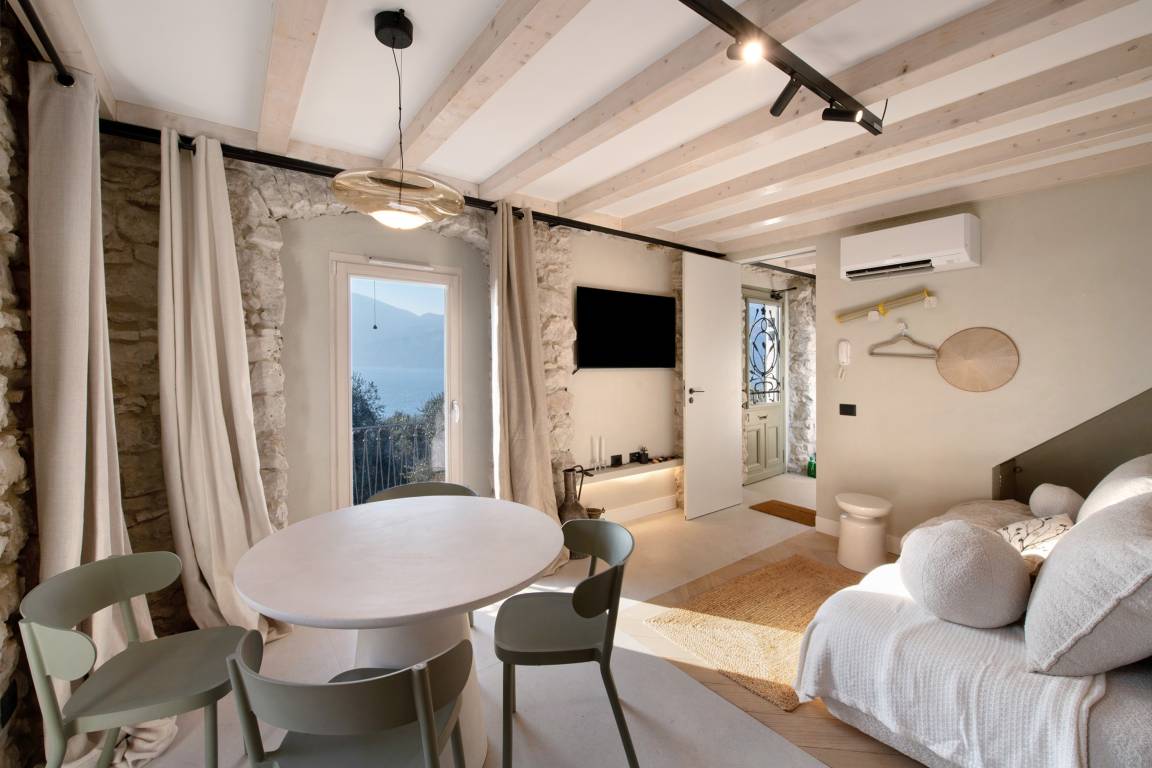 45 M² Apartamento ∙ 1 Habitación ∙ 4 Huéspedes - Limone Sul Garda
