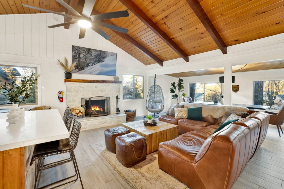 227 M² Cabaña ∙ 4 Habitaciones ∙ 9 Huéspedes - Big Bear Lake, CA
