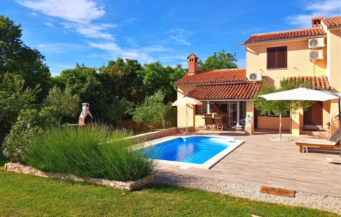 85 M² Maisonette-wohnung ∙ 2 Schlafzimmer ∙ 4 Gäste - Barban