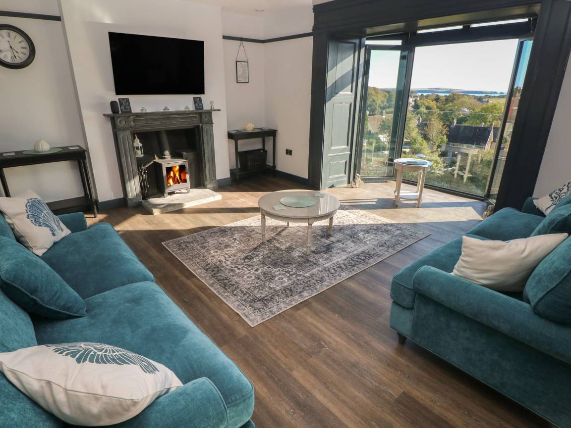 Cottage ∙ 3 Bedrooms ∙ 6 Guests - Tenby