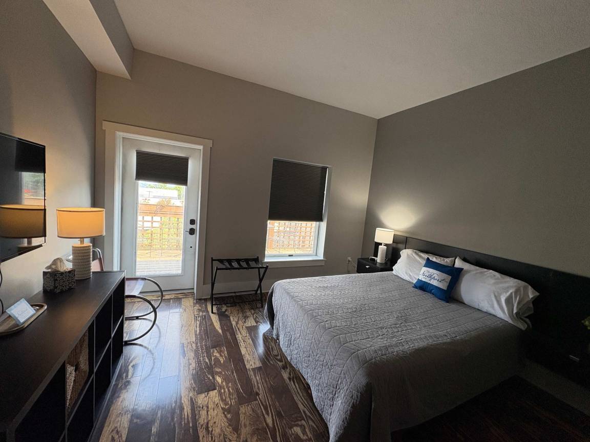 Apartment ∙ 1 Bedroom ∙ 2 Guests - Leelanau State Park, Northport