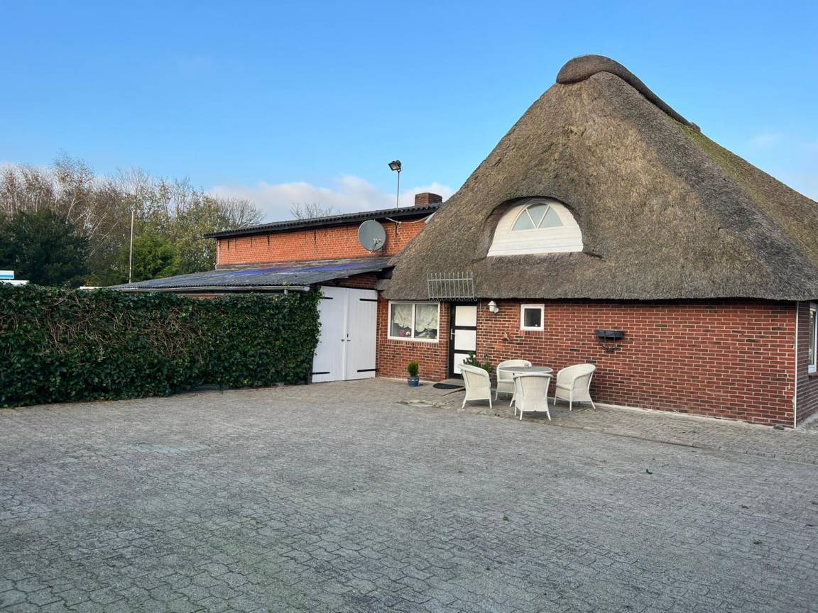 200 M² House ∙ 5 Bedrooms ∙ 20 Guests - Bredstedt