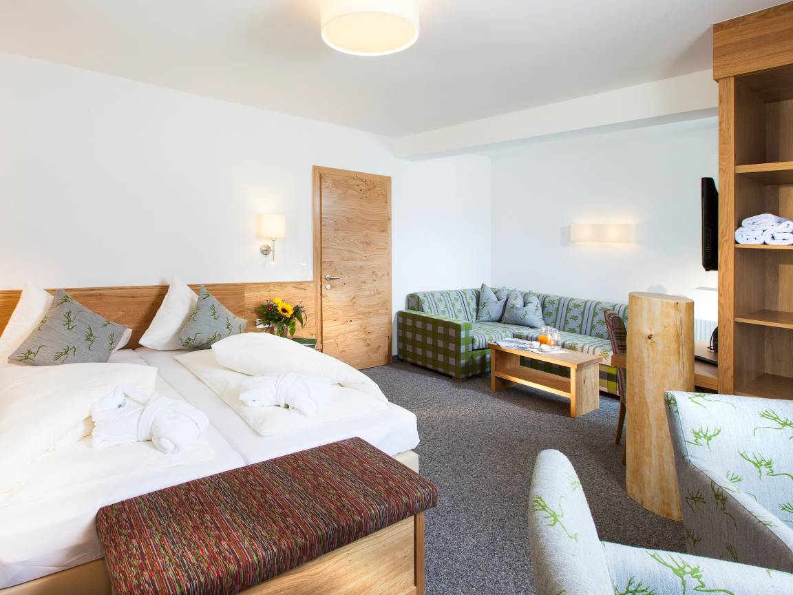 30 M² Hotel ∙ 1 Bedroom ∙ 4 Guests - Kühtai