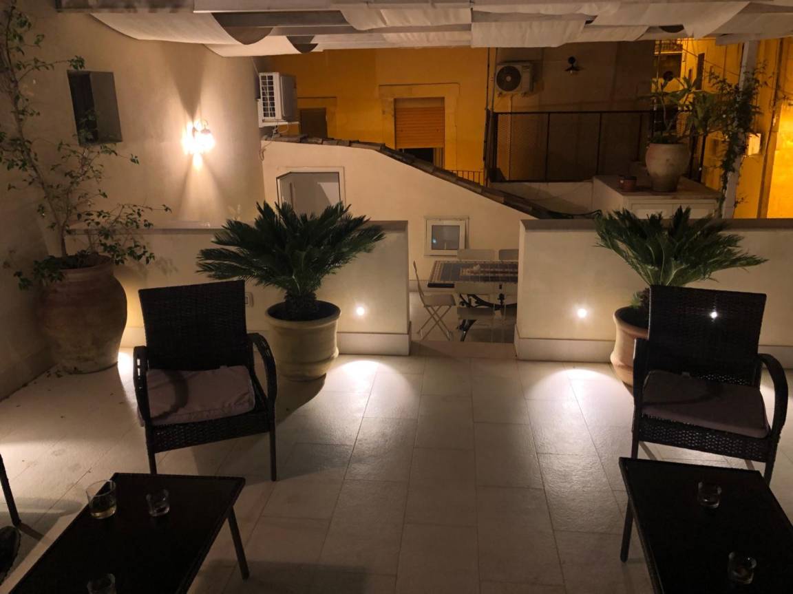 95 M² House ∙ 2 Bedrooms ∙ 4 Guests - Noto