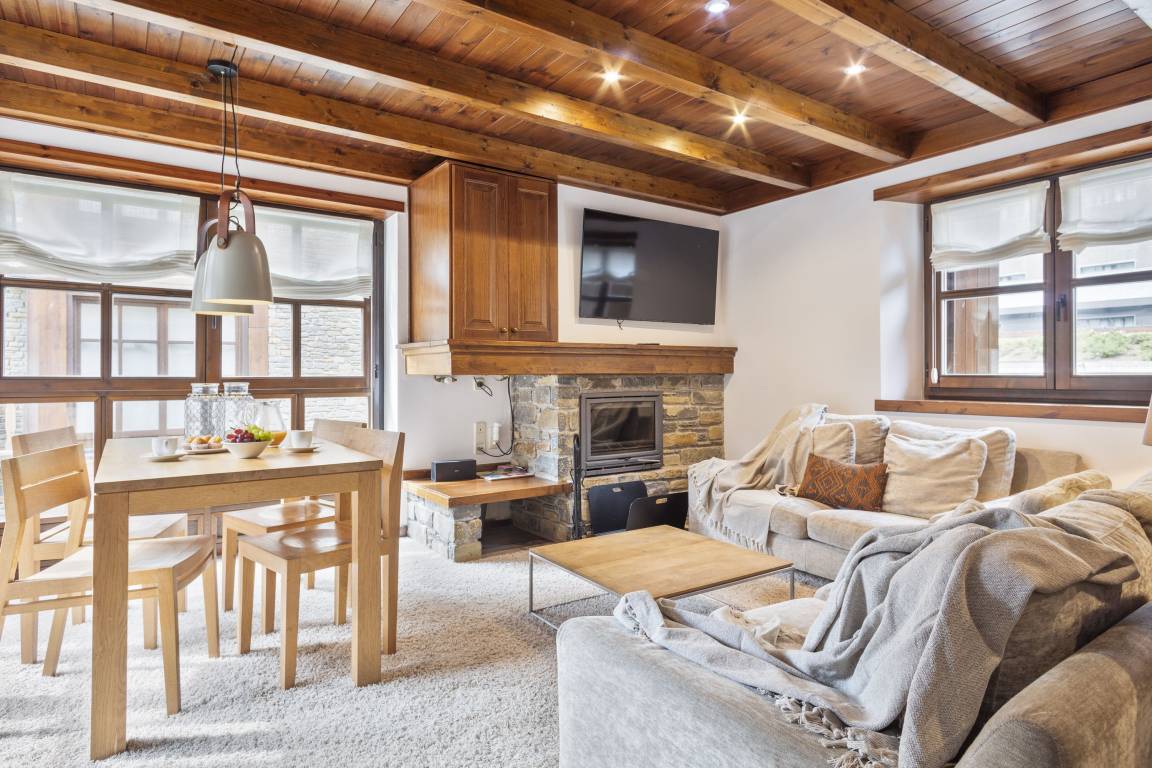 74 M² Apartamento ∙ 2 Habitaciones ∙ 4 Huéspedes - Baqueira
