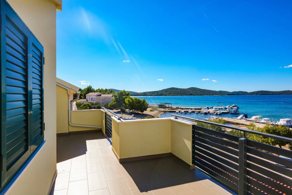 38 M² Apartment ∙ 1 Bedroom ∙ 3 Guests - Brodarica