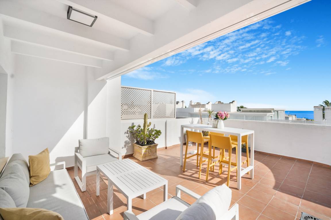 110 M² Ferienwohnung ∙ 1 Schlafzimmer ∙ 4 Gäste - Marbella
