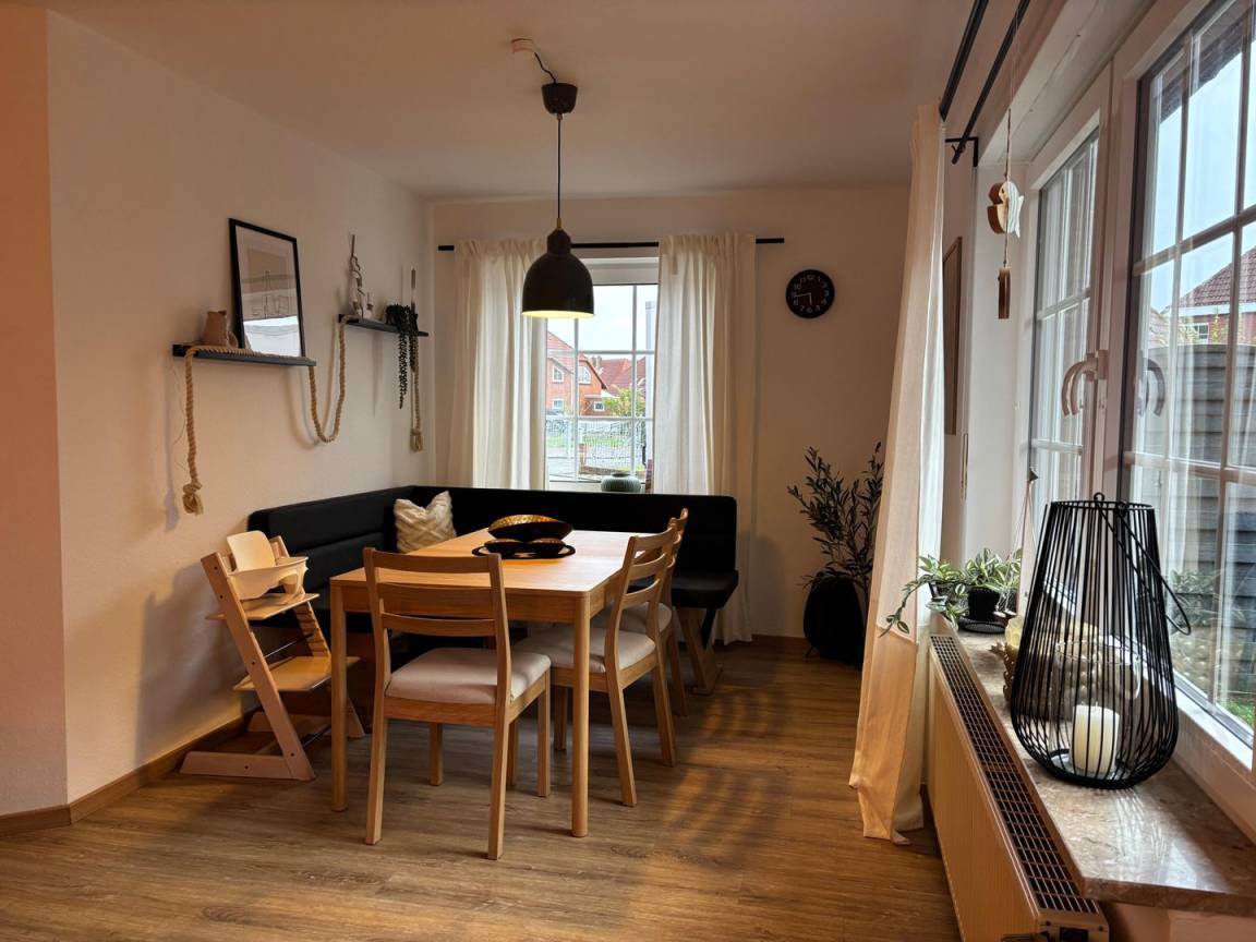 65 M² Ferienwohnung ∙ 2 Schlafzimmer ∙ 5 Gäste - Juist