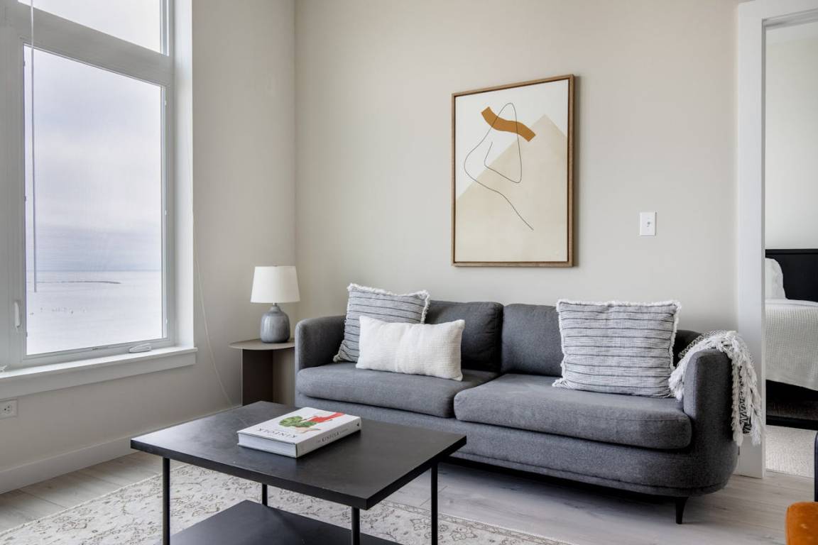 95 M² Apartment ∙ 2 Bedrooms ∙ 4 Guests - Salem, MA
