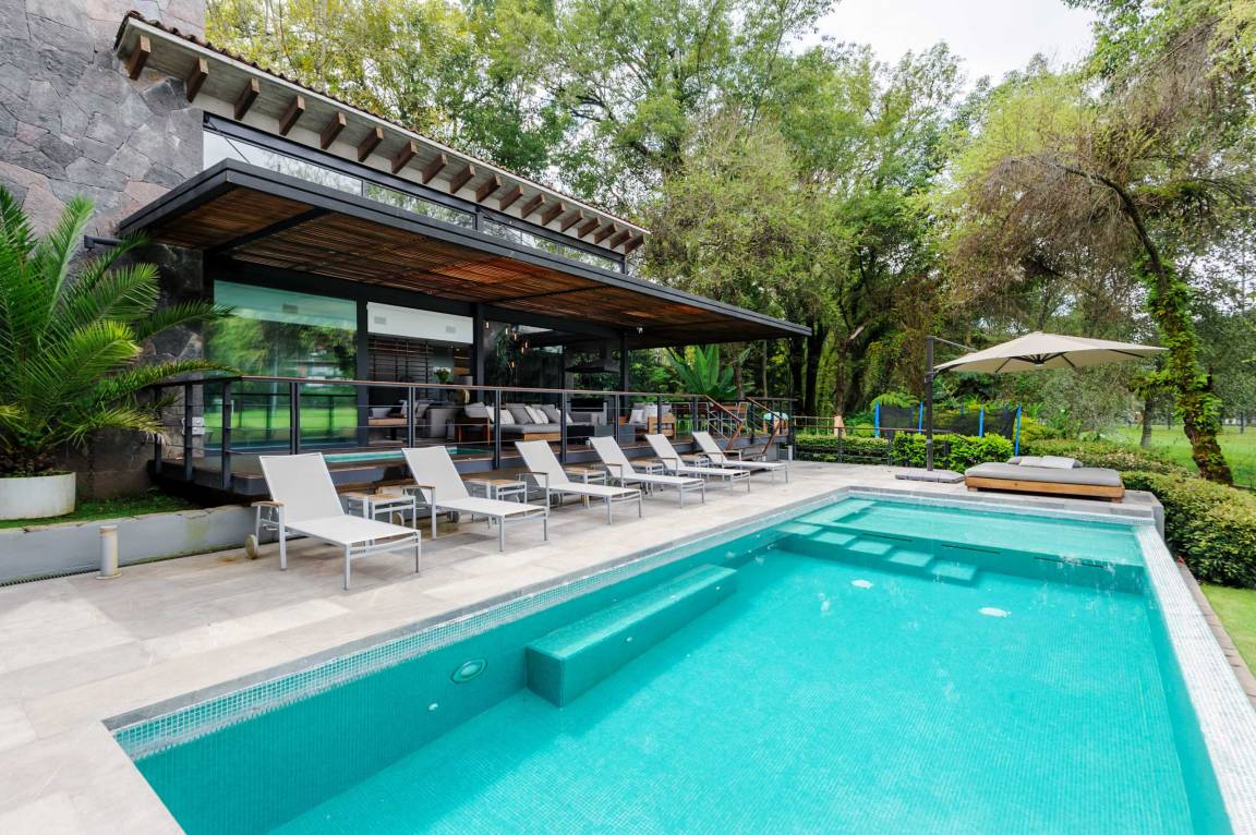 451 M² Casa ∙ 4 Habitaciones ∙ 12 Huéspedes - Valle de Bravo