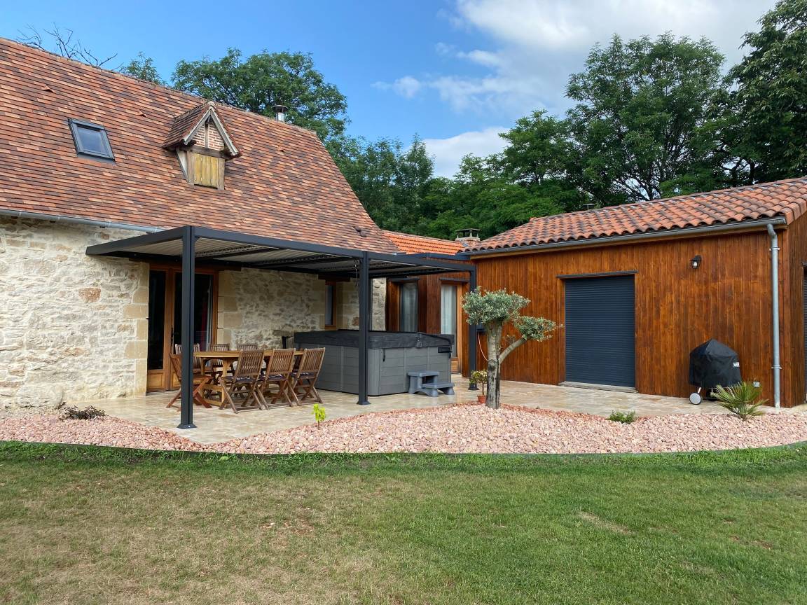 110 M² Maison De Vacances ∙ 3 Chambres ∙ 7 Personnes - Figeac